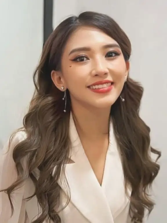 Clara Mongstar Biodata, Umur, Agama dan Profil Lengkap - BiografIND