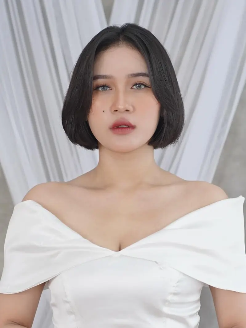 Della Monica Biodata, Umur, Agama dan Profil Lengkap - BiografIND